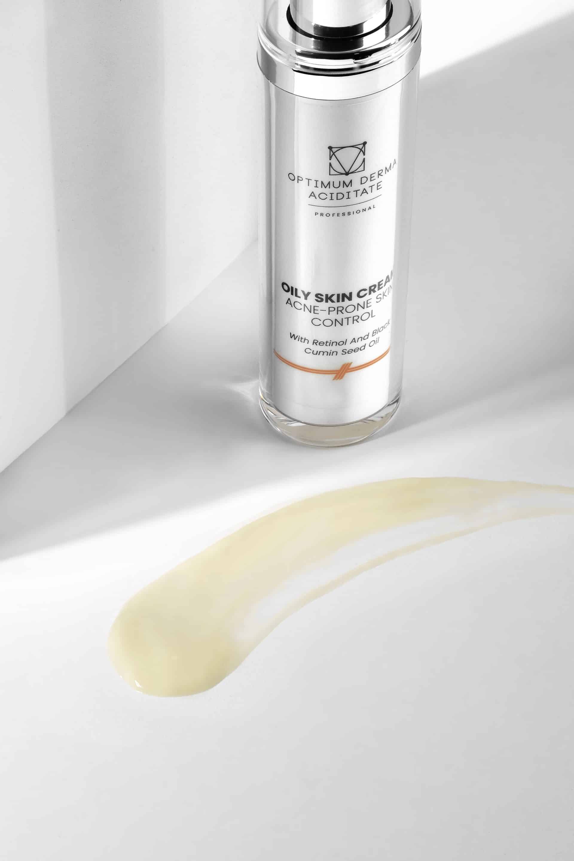 KREMAS RIEBIAI ODAI SU RETINOLIU IR JUODOJO KMYNO ALIEJUMI, 50 ML ...